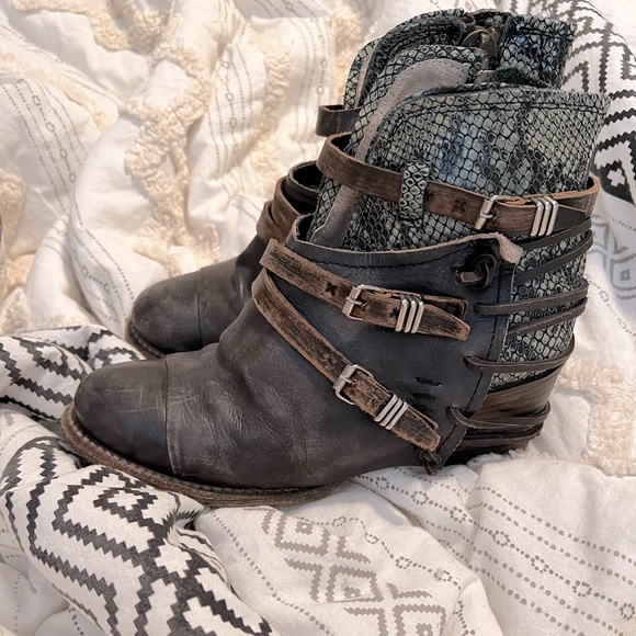 freebird | Shoes | Freebird Crue Booties Size 7 Less Than A Year Old And Barely Worn All Leather ...